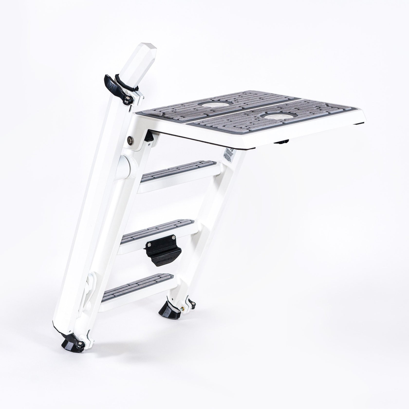 Roswell Boarding Steps – Roswell Marine